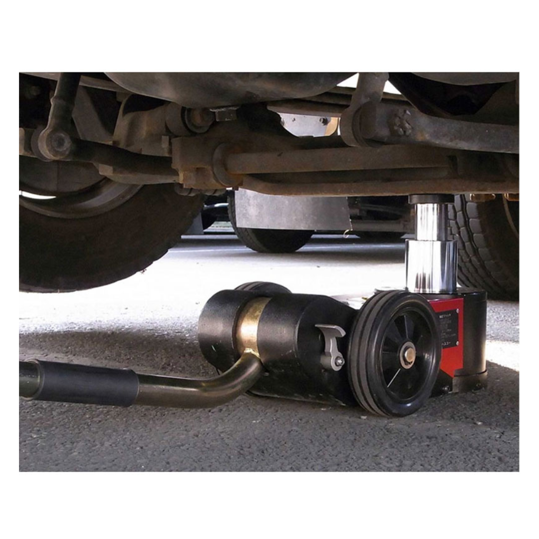 ハスコー HSP-30-2 空圧式低床油圧ジャッキ | 工具の通販 FINE PIECE デリバリー｜自動車の整備機器・用品・システムがネットでお得に仕入れできる業者向け卸売サイト｜エーミング ...